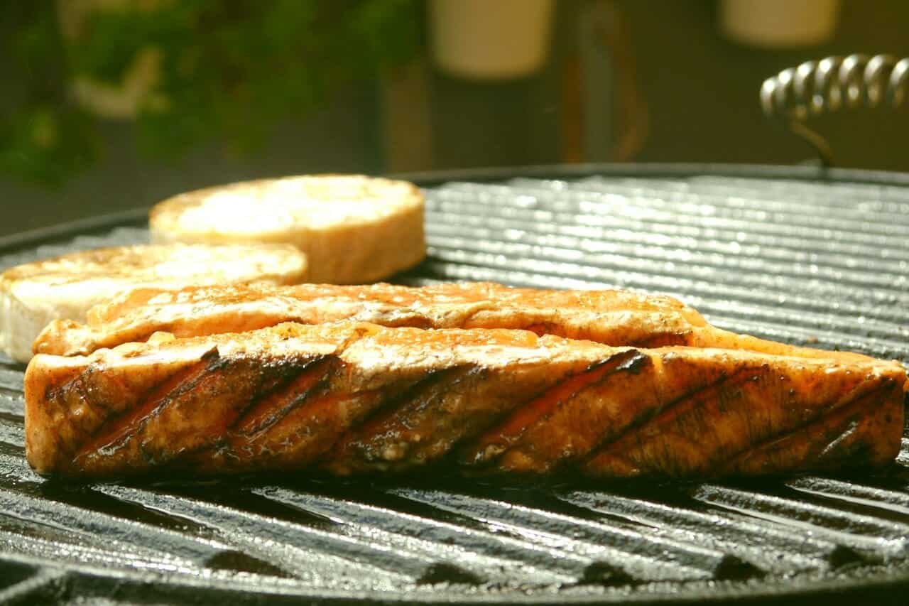 How to BBQ Fish - Mens Guide To Everything